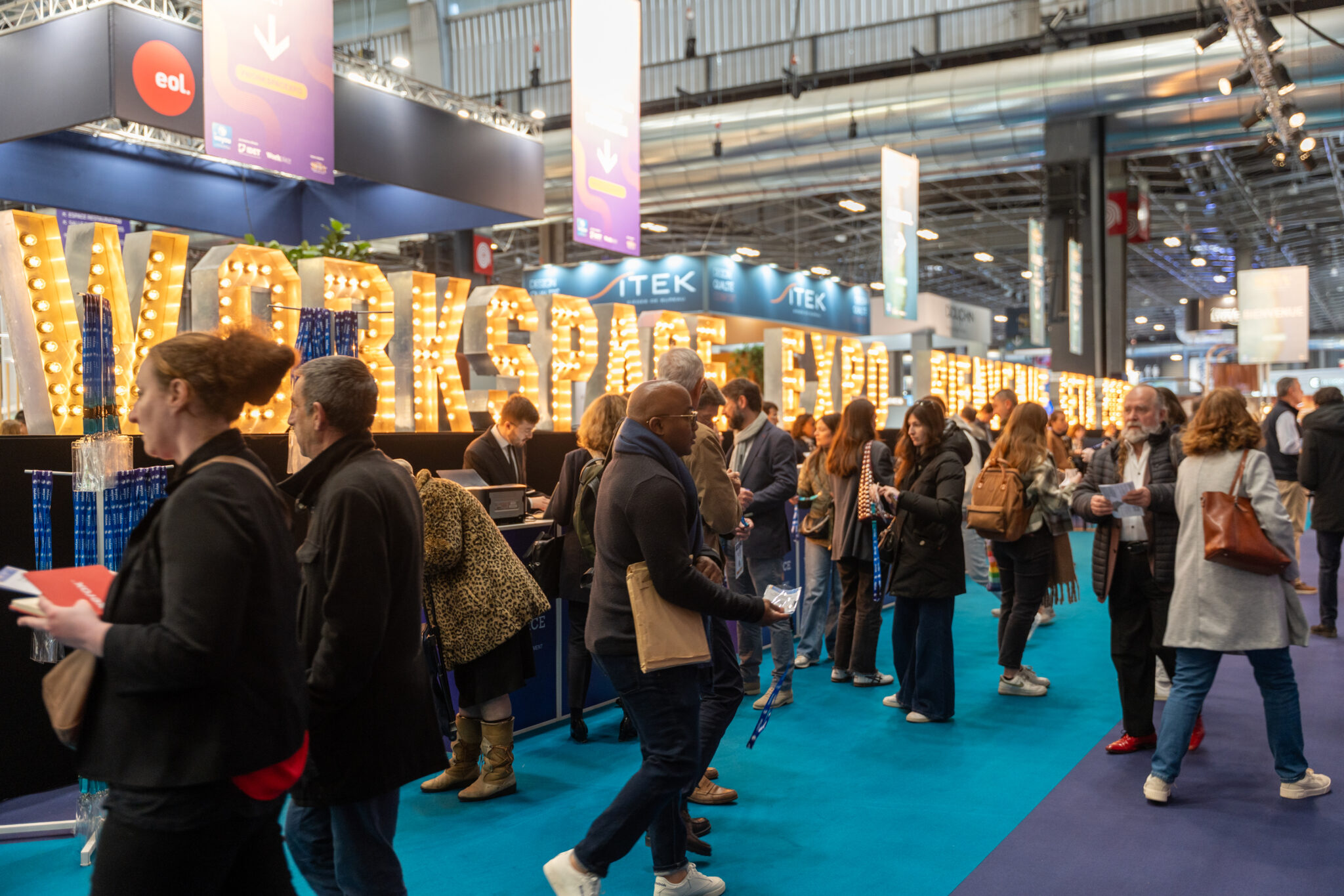 Workspace Paris | Exhibition Weyou France